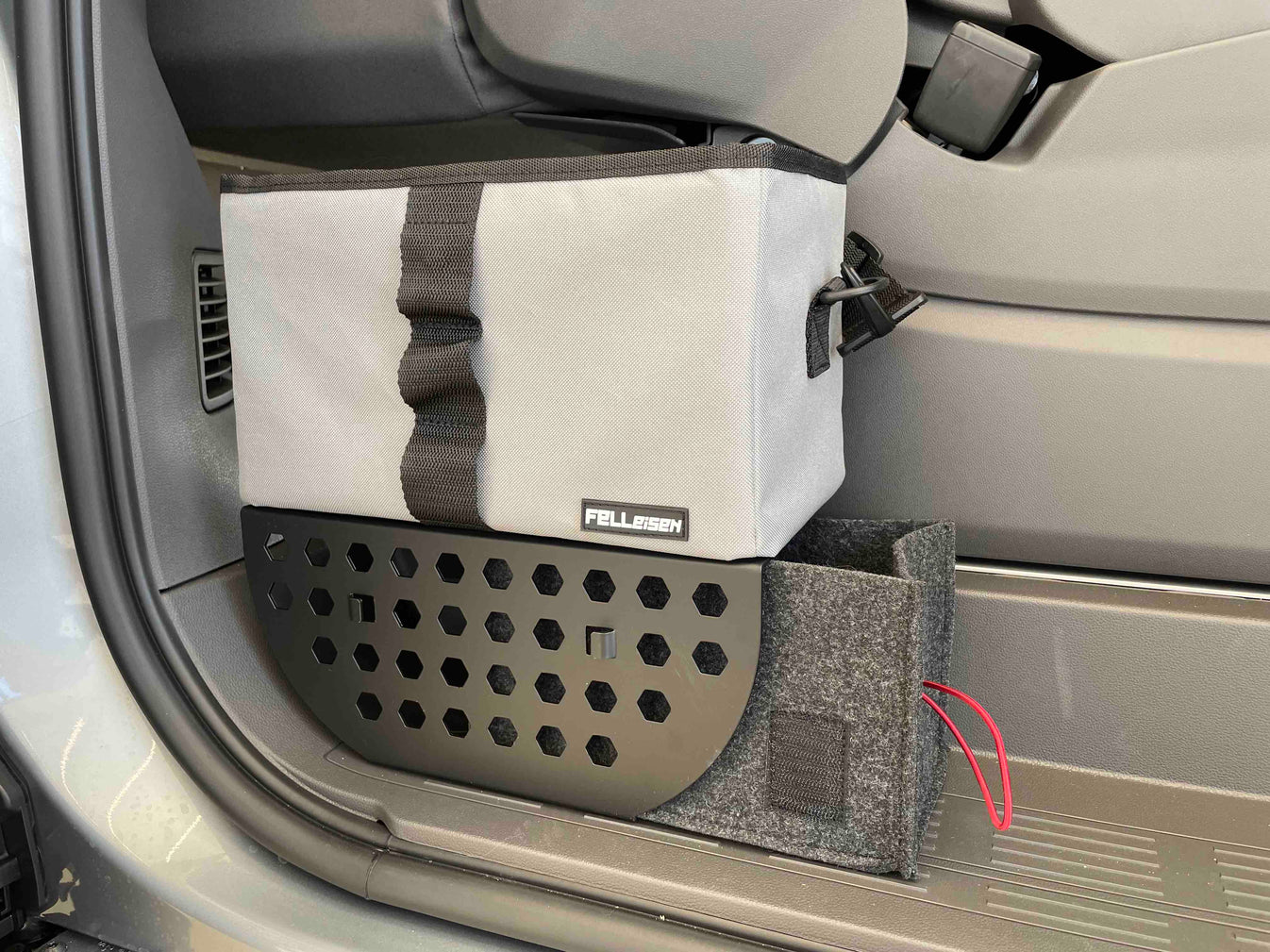 Stuva - The step shelf for T7 Multivan/New California – Felleisen